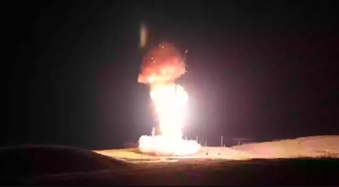 US opens new missile testing site as Donald Trump warns of World War 3 ...