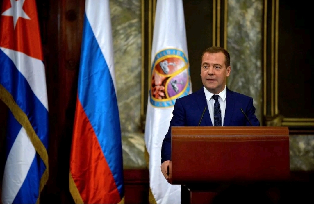 Russia issues terrifying ‘dead hand’ warning to Donald Trump during ...